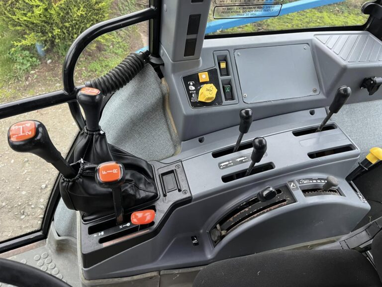 Ford 7740 | Tractor Data and Specs