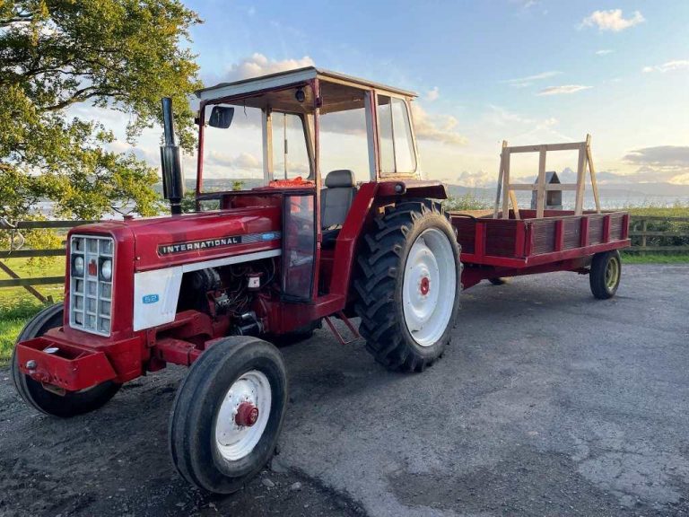 International Harvester 454 | Tractor Data and Specs