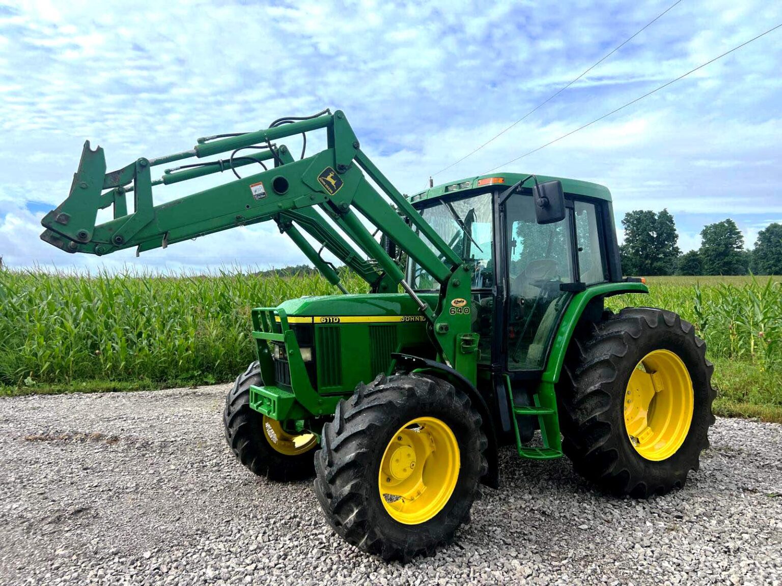 John Deere 6110 | Tractor Data and Specs
