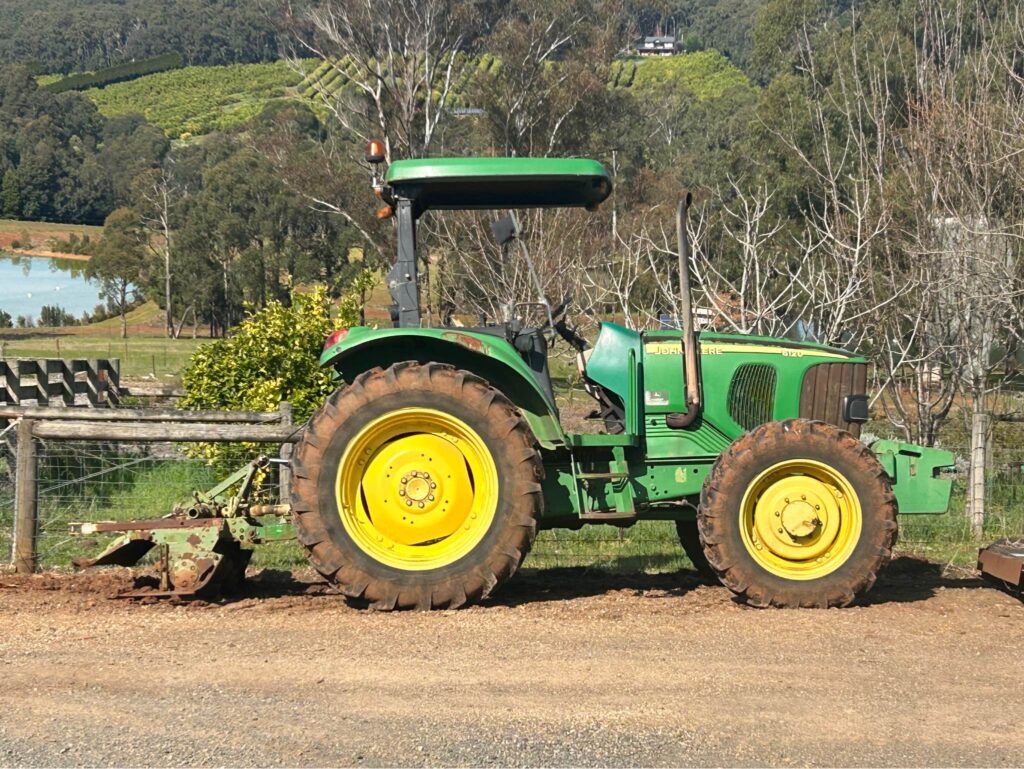John Deere 6120 | Datos y especificaciones del tractor