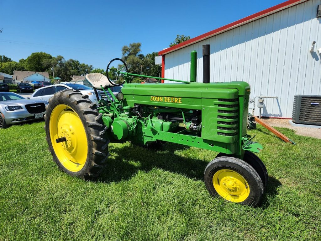 John Deere A (1939-1947) | Tractor Data and Specs