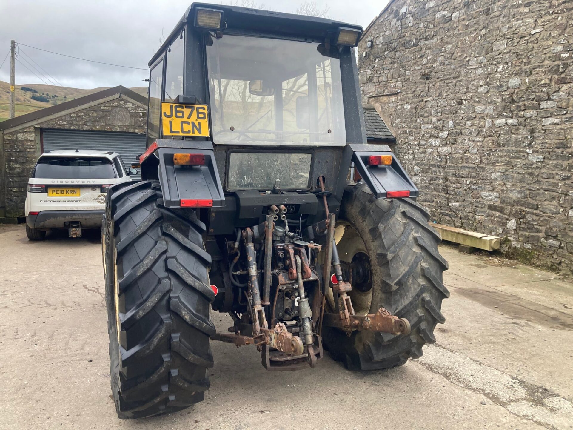 Valmet 705 | Tractor Data and Specs